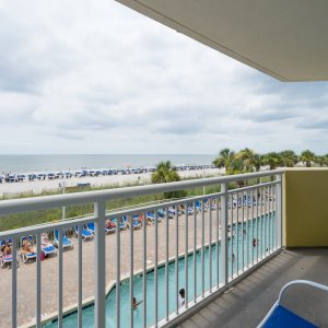Bay Watch Resort | BEST RATES on North Myrtle Beach Condo Rentals